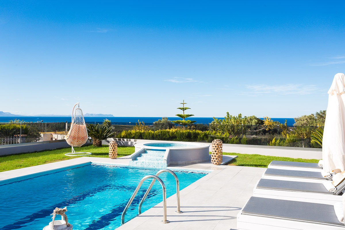 Anna Maria Villa, sumptuous design | Think Villa