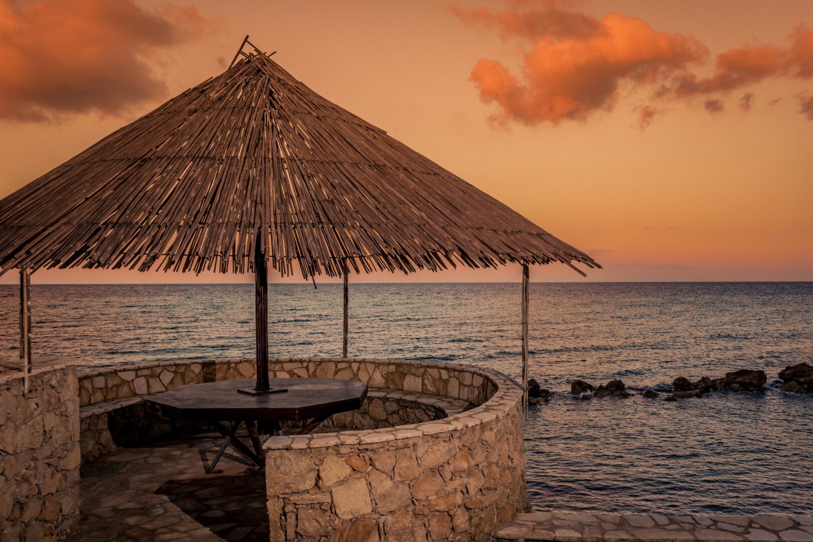 Uranus Deluxe SeaFront Villa | Think Villa