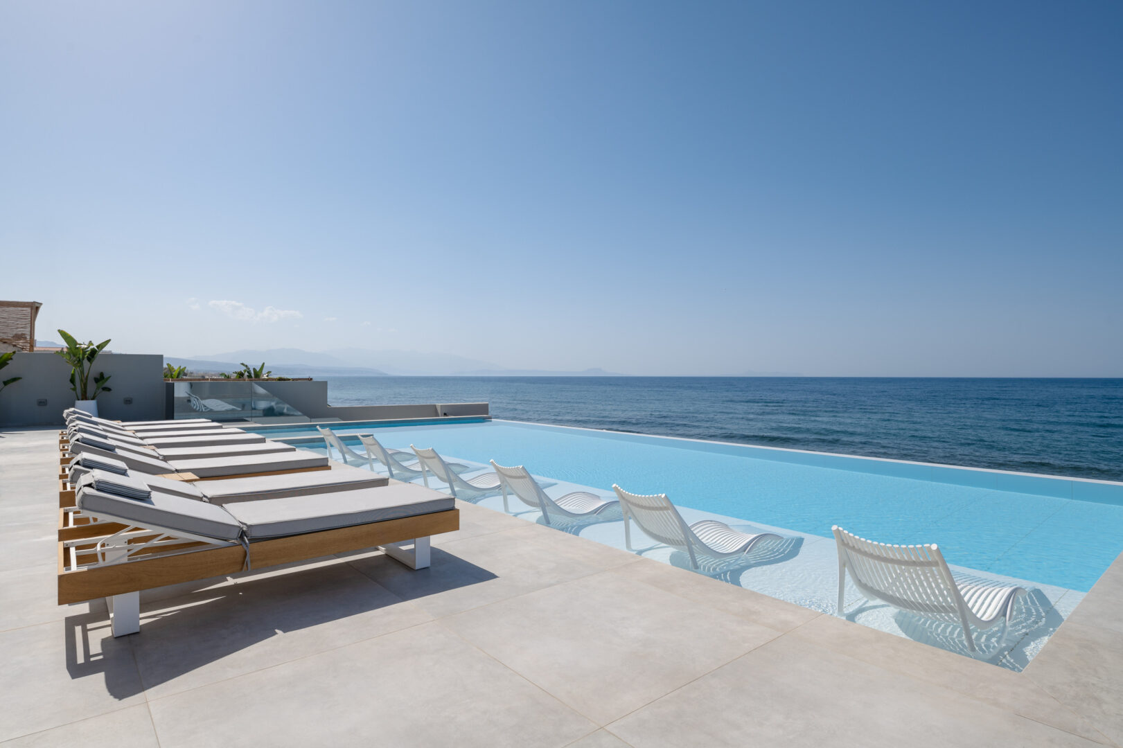 Hermes Grand Luxury Beachfront Villa & Spa | Think Villa