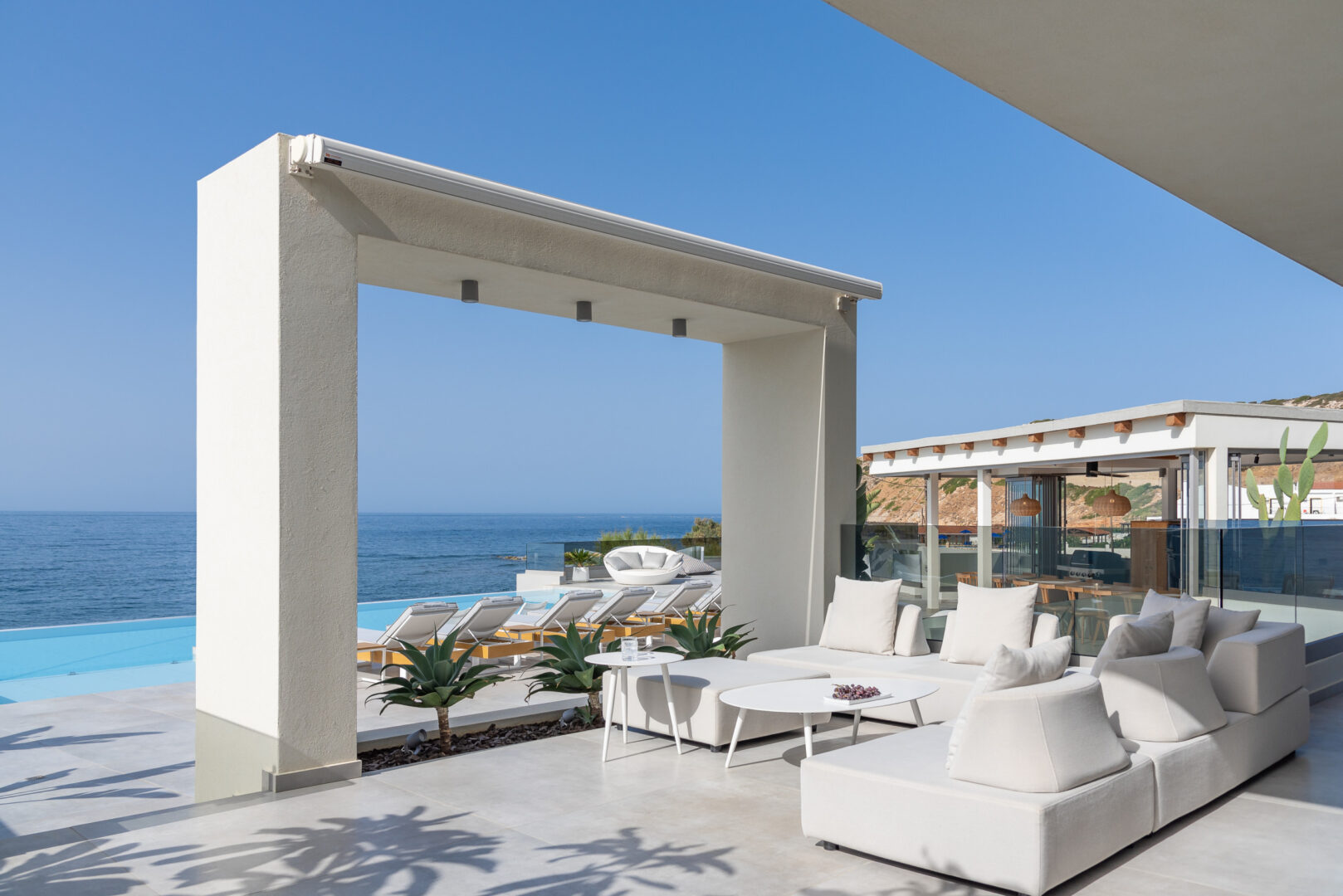 Hermes Grand Luxury Beachfront Villa & Spa | Think Villa