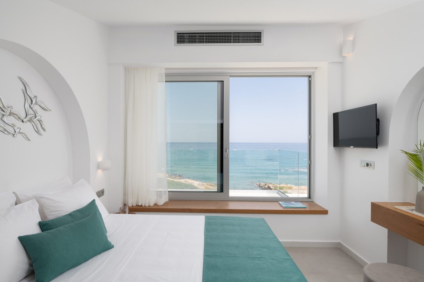 Zen Horizon Luxury Villa, an Iconic Escape | Think Villa