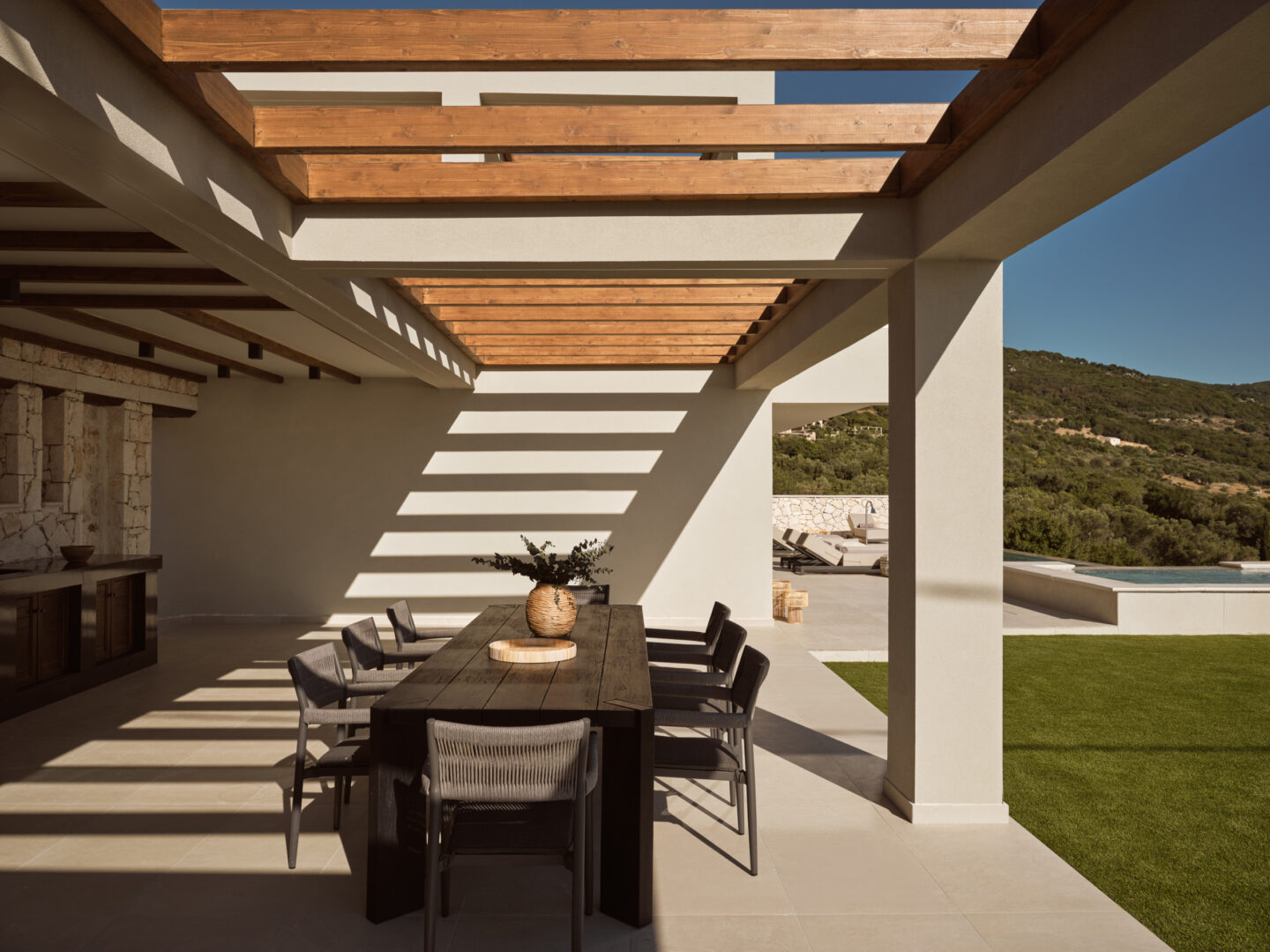 Elpida Luxury Villa, with Infinity Pool | Think Villa